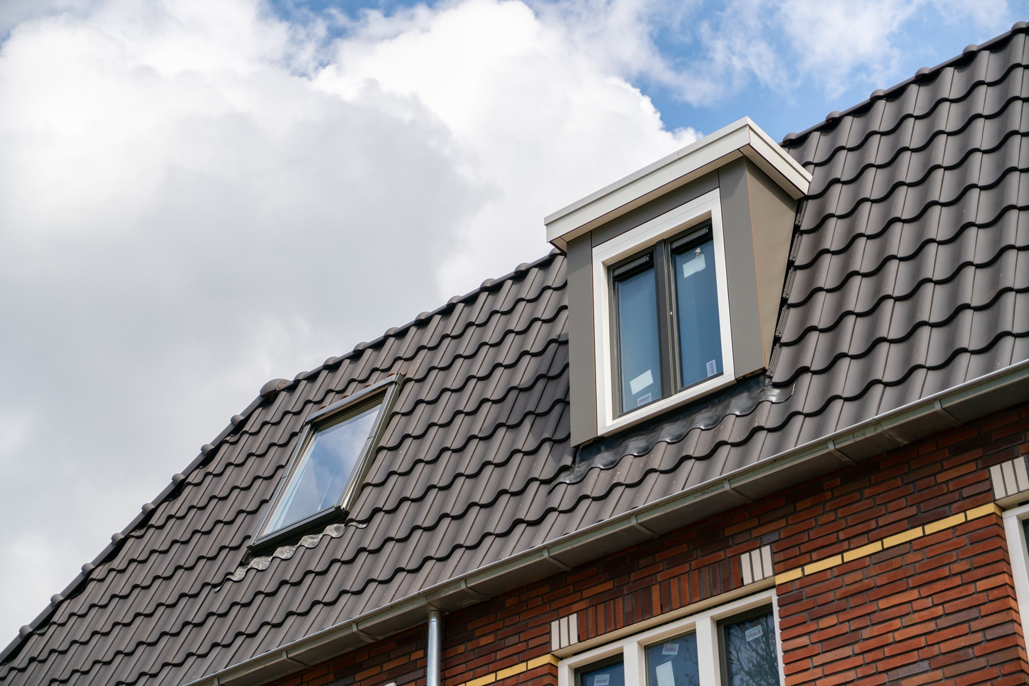 Prefab daken en dakkapellen op het Bavo-terrein | Emergo